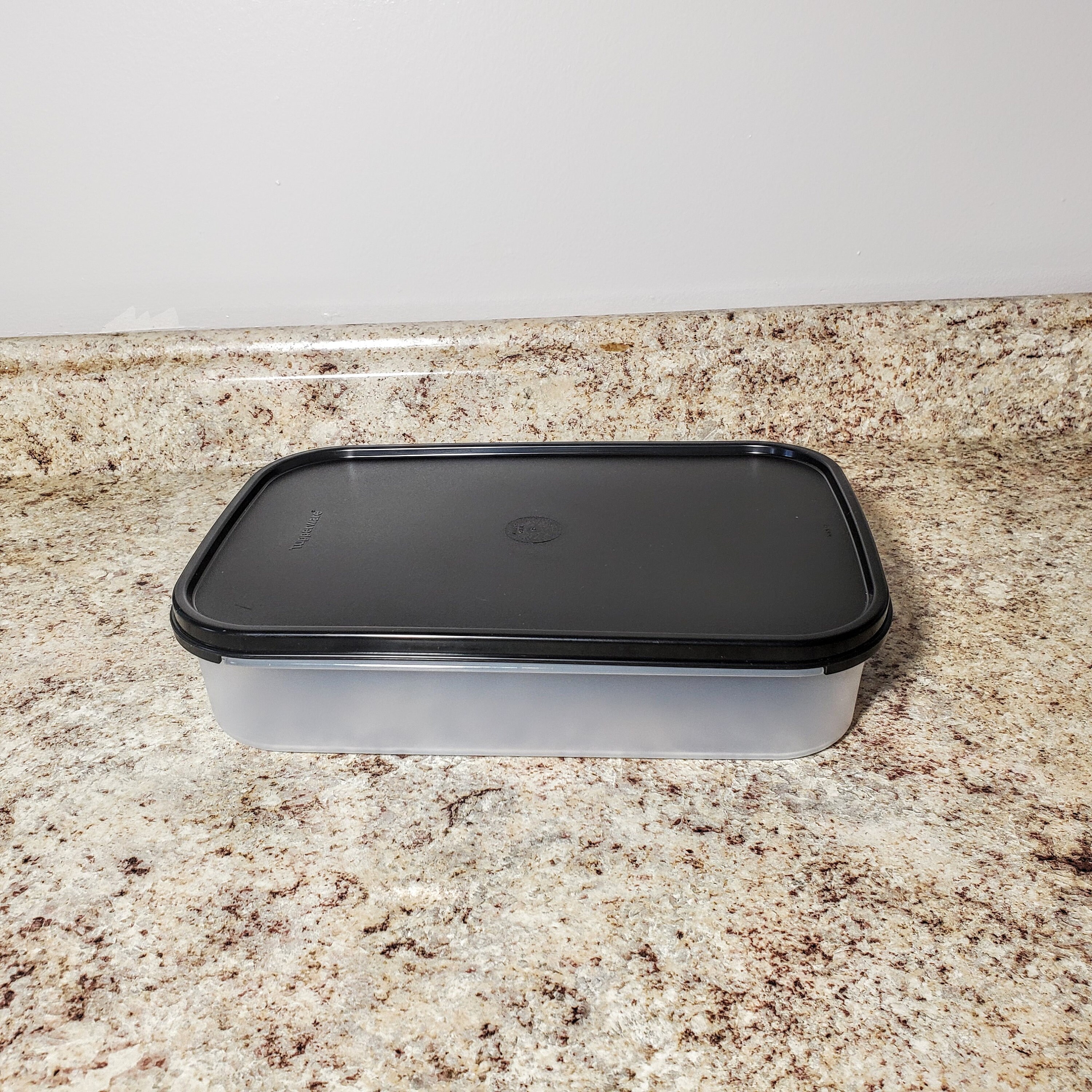 Tupperware Modular Mates Rectangle 1 Sheer Black Seal NEW 8.5 Cup 1608 ...