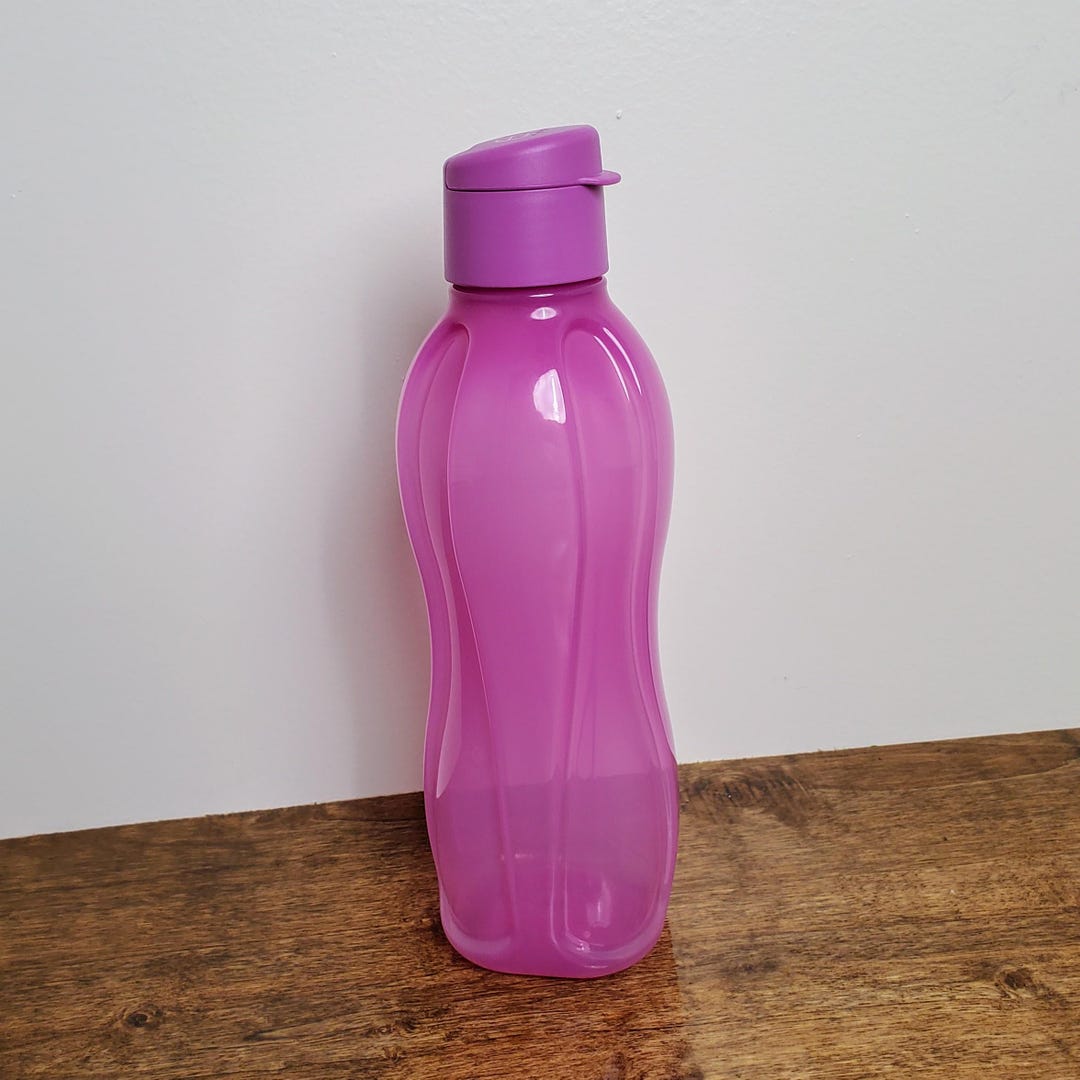 New Tupperware Eco Water Bottle - 25oz (750ml) Flip Top 9092 Berry ...