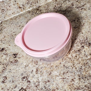 Tupperware Ideal Little Bowl 8 Oz Clear #1403 With #733 Pink Seal - Etsy
