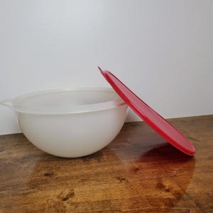 Tupperware 32 Cup Wonderlier Large Sheer Thatsa Bowl With Seal 2539 New ...