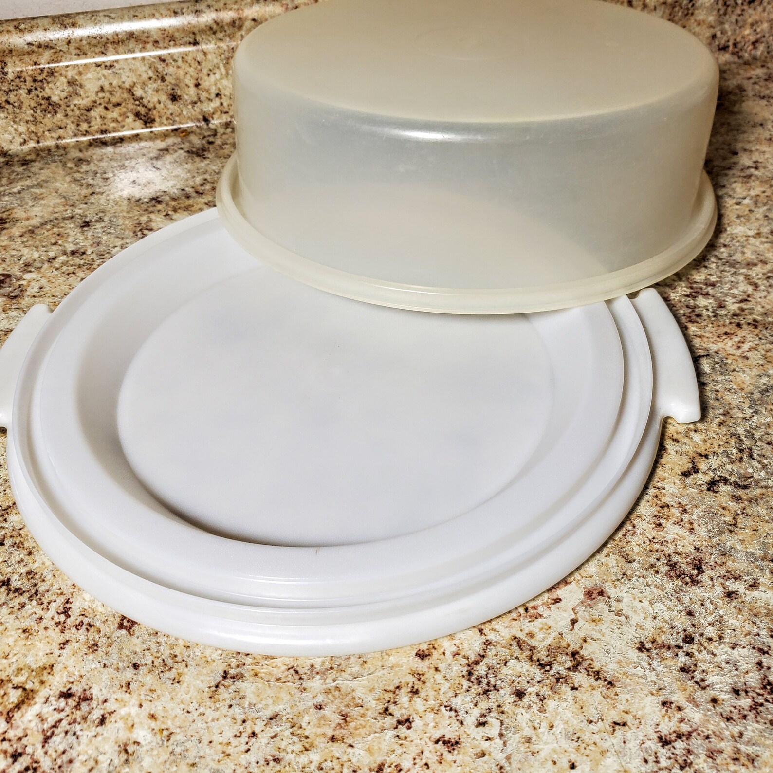 Vintage Tupperware Pie Keeper Taker Carrier 719 White 2 Pieces - Etsy