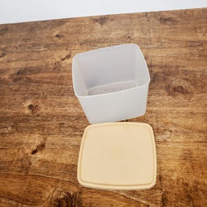 Tupperware Square Round Freezer Container 24 Oz #312 Beige Lid - Etsy