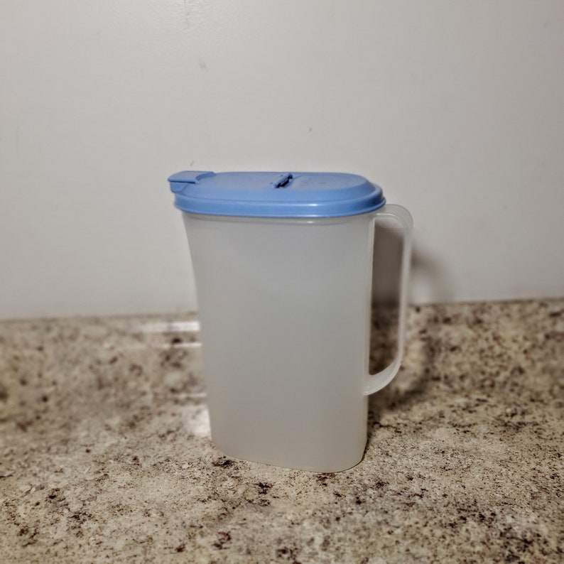 TUPPERWARE Slim Line 2 Quart Refrigerator Pitcher 2009 Blue - Etsy