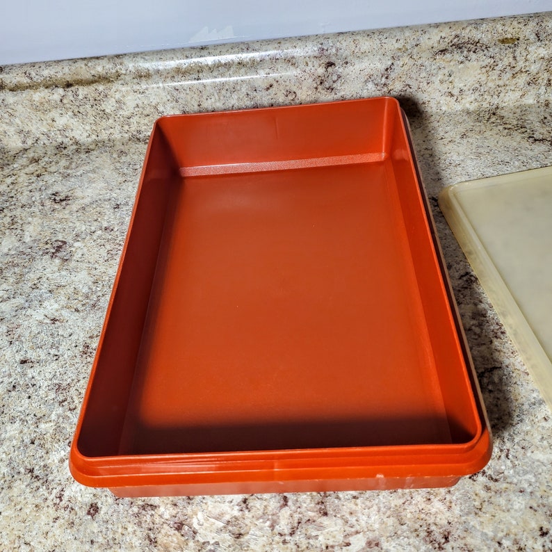 Tupperware Cold Cut Keeper Snack-stor Container 290 Paprika Red Deli ...