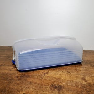 Tupperware Rectangle Bake N Take Cake Cupcake Taker Carrier Blue Clear ...