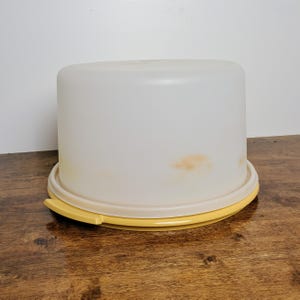 Vintage Tupperware Round Cake Taker AS IS! Harvest Gold Plate 684 ...