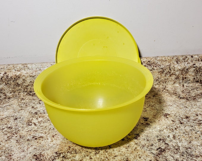 TUPPERWARE Impressions 2.5L Yellow MIXING Salad BOWL 3093 - Etsy