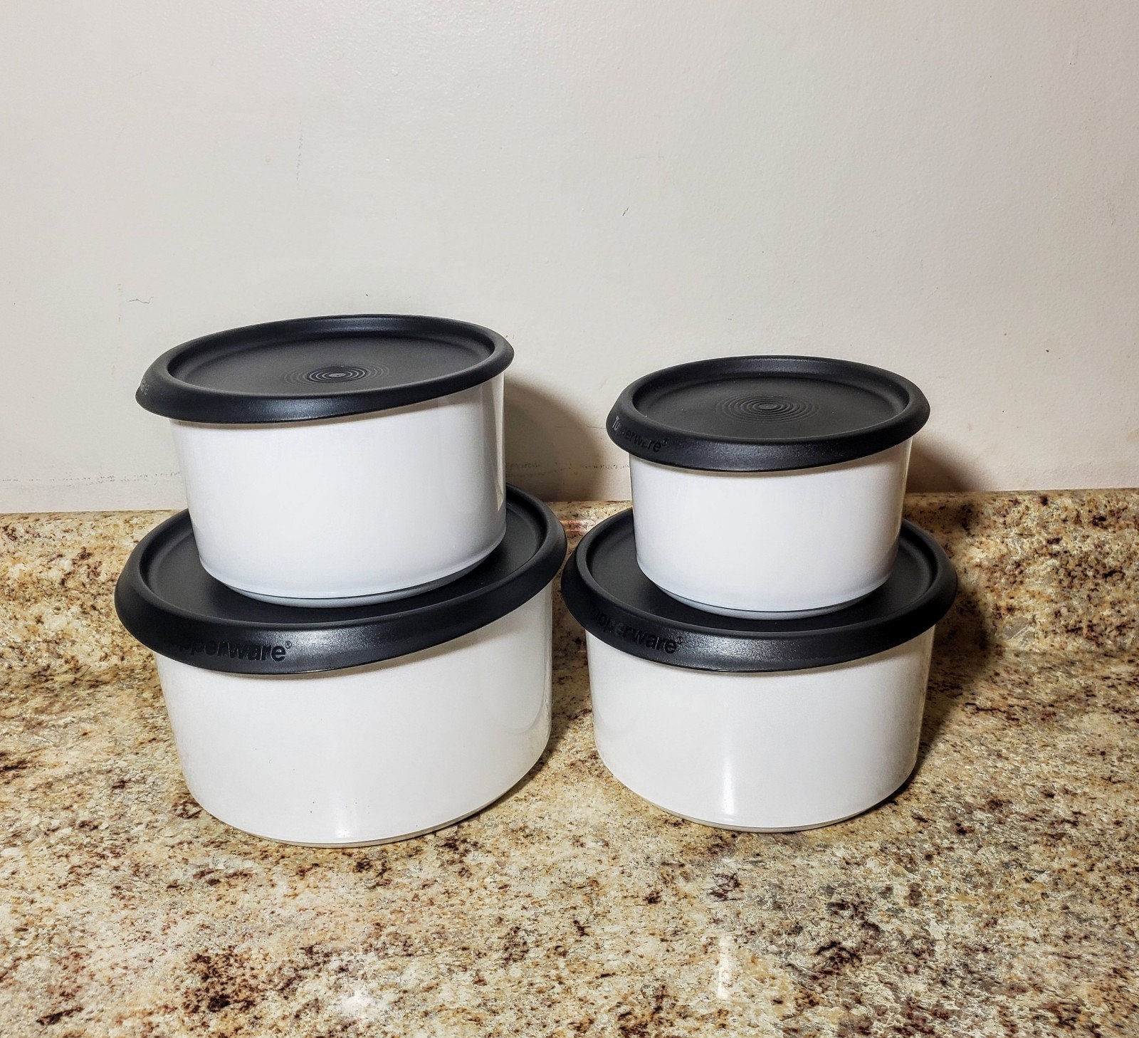 Tupperware Toppers Set 4 Stacking Canisters White W/ One Touch Black ...