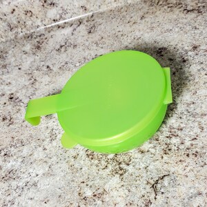 TUPPERWARE Onion Tomato Keeper With Hook Forget-me-not Lime Green 5105 ...