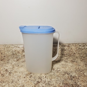 TUPPERWARE Slim Line 2 Quart Refrigerator Pitcher 2009 Blue - Etsy