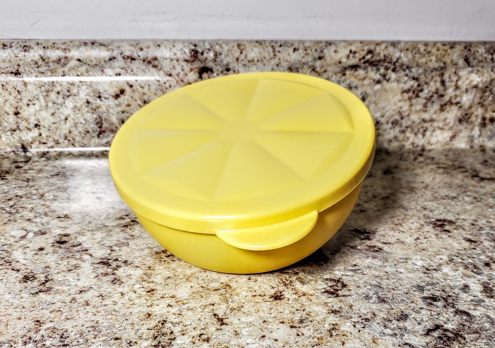 Tupperware Citrus Bowl Angled Lemon Lime Container 6871 With Lid New ...