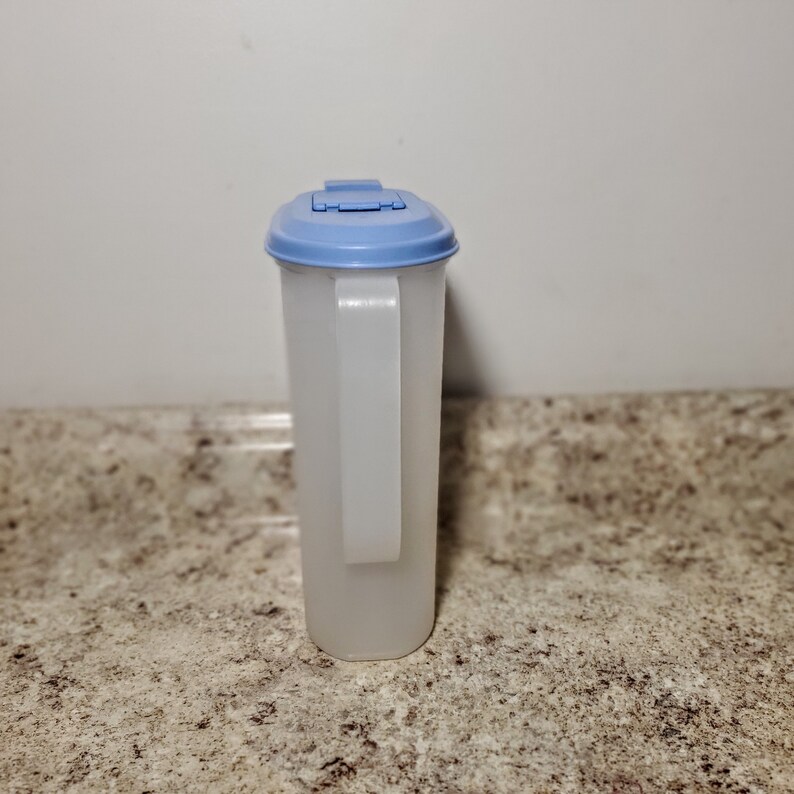 TUPPERWARE Slim Line 2 Quart Refrigerator Pitcher 2009 Blue - Etsy