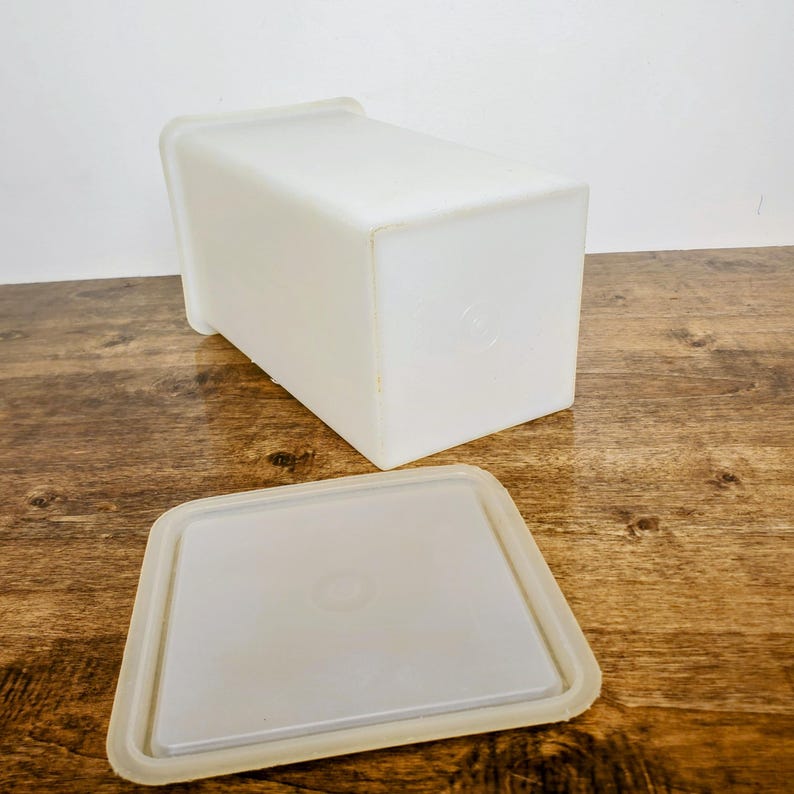 Vintage Tupperware Cracker Keeper #1314 Sheer Container W/ Lid #1315 ...