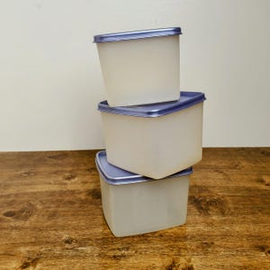 Tupperware Square Round Containers 24 Oz 312 Set of 3 Blue Lids - Etsy