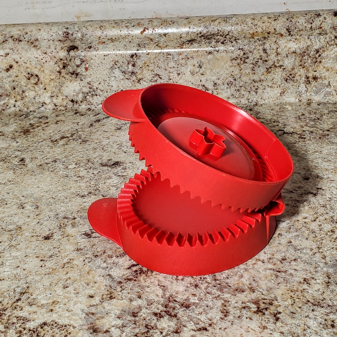 Tupperware Mini Pie Ravioli Pizza Rolls Pastry Turnover Empanada Makers ...