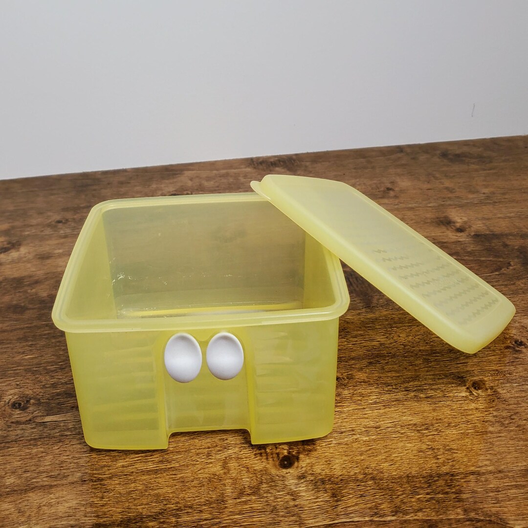 Tupperware Fridgesmart Square 6" Vent Storage Container 4.5 Cup #3993 ...