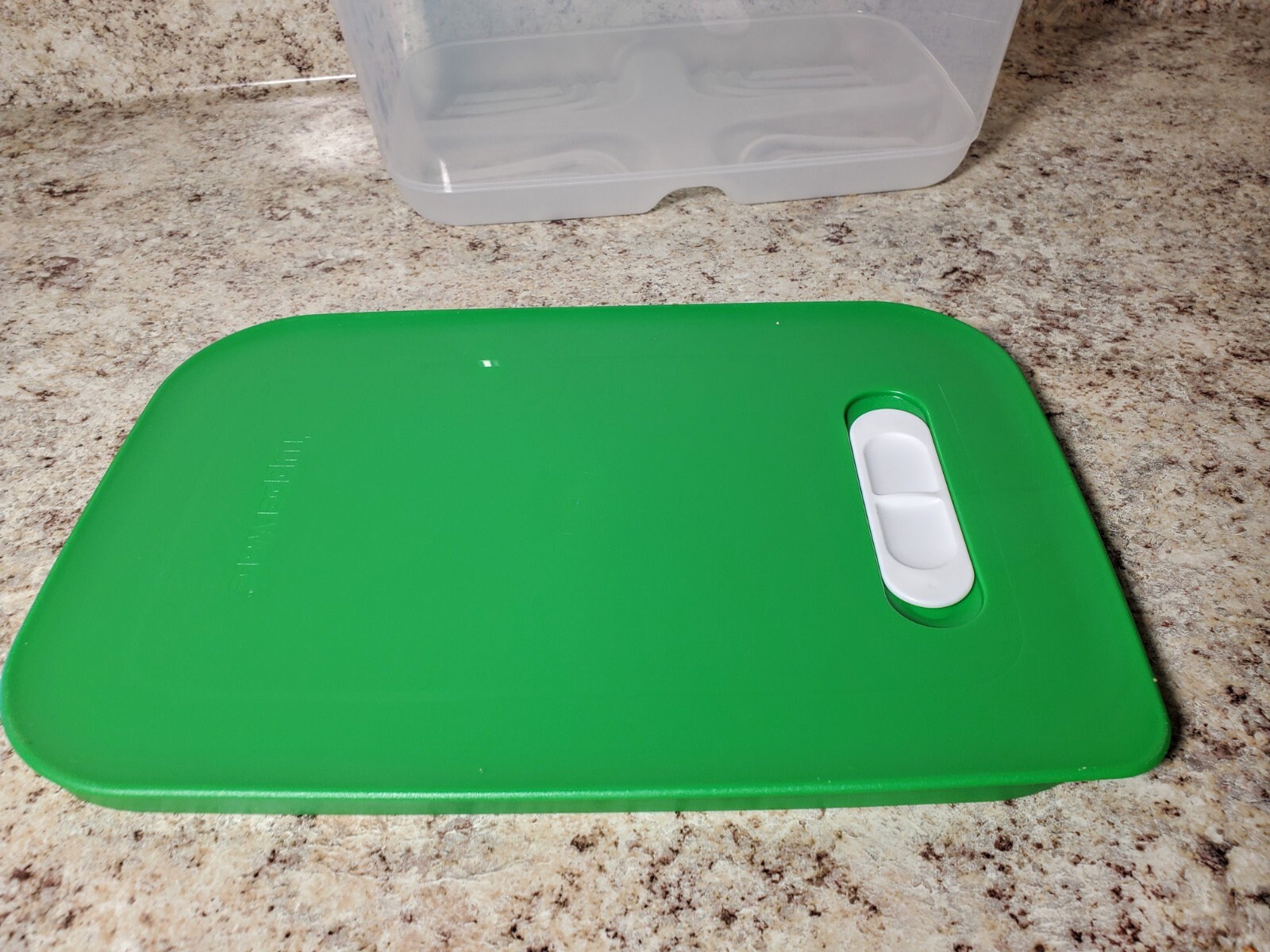 Tupperware Fridgesmart 1 Gallon Fruit Vegetable Storage Crisp-it ...