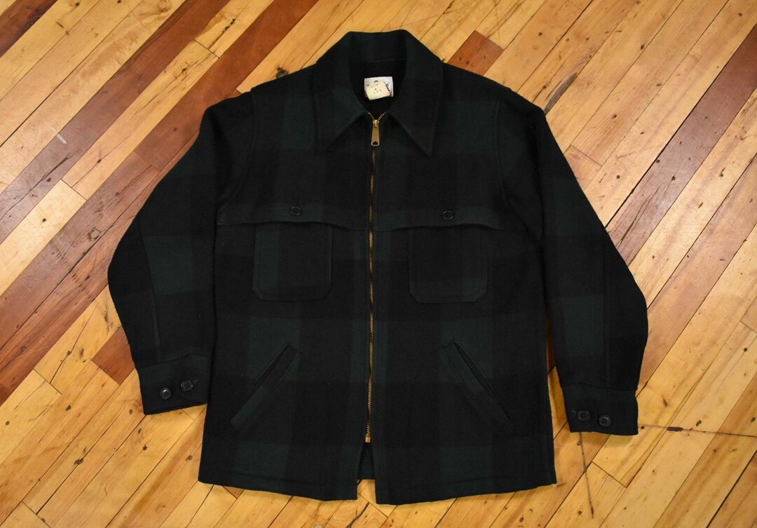70s Woolrich Plaid Wool Coat Men’s Size Small Green & Black Caped ...