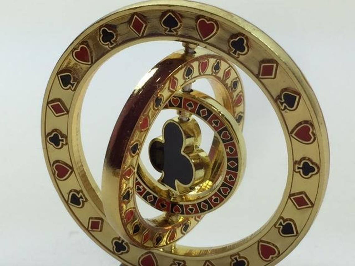 Triple Club Spinning Spinner Suited Card Guard Poker Hand | Etsy