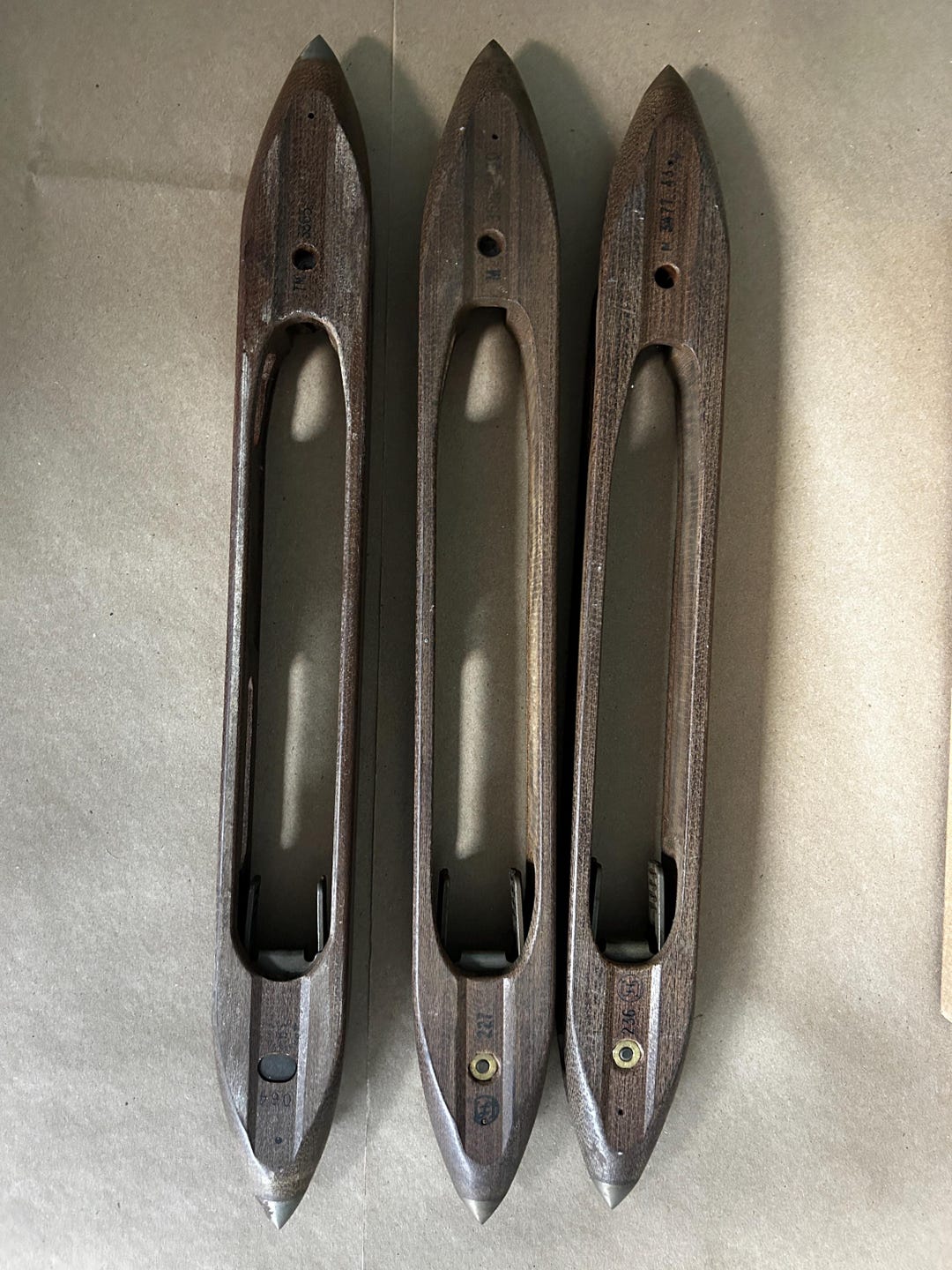 3 Matching Vintage Wooden Shuttles 16 for Weaving Loom Metal Tips - Etsy
