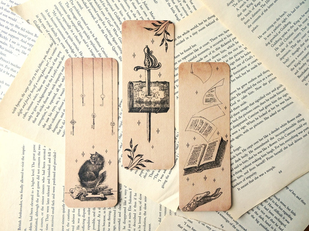 Magical Book Themed Bookmark Set - Etsy