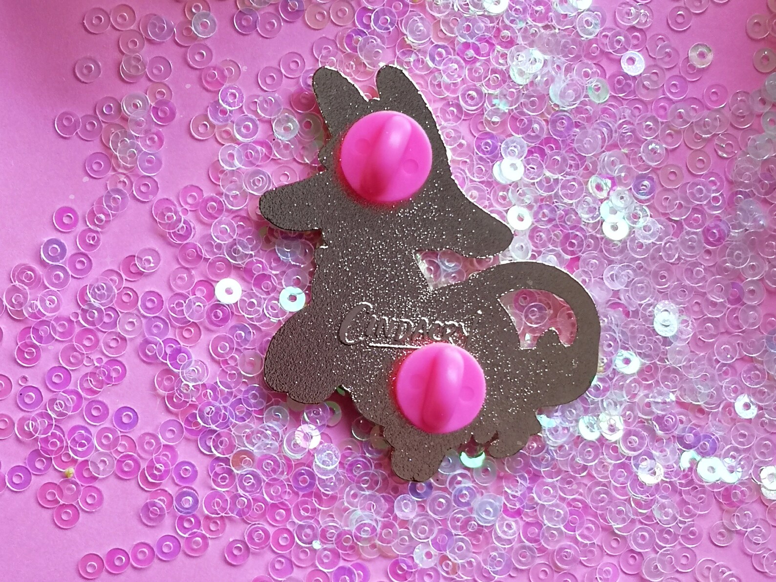 Yale Centicore Mythical Hard Enamel Pin / Gift Fun Pin Design - Etsy Canada