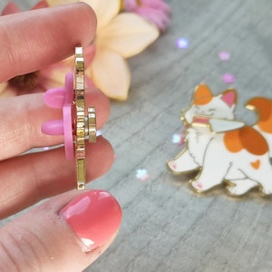 Calico Cat | Hard Enamel Magnetic Pin Set | Fun & Interchangeable - Etsy