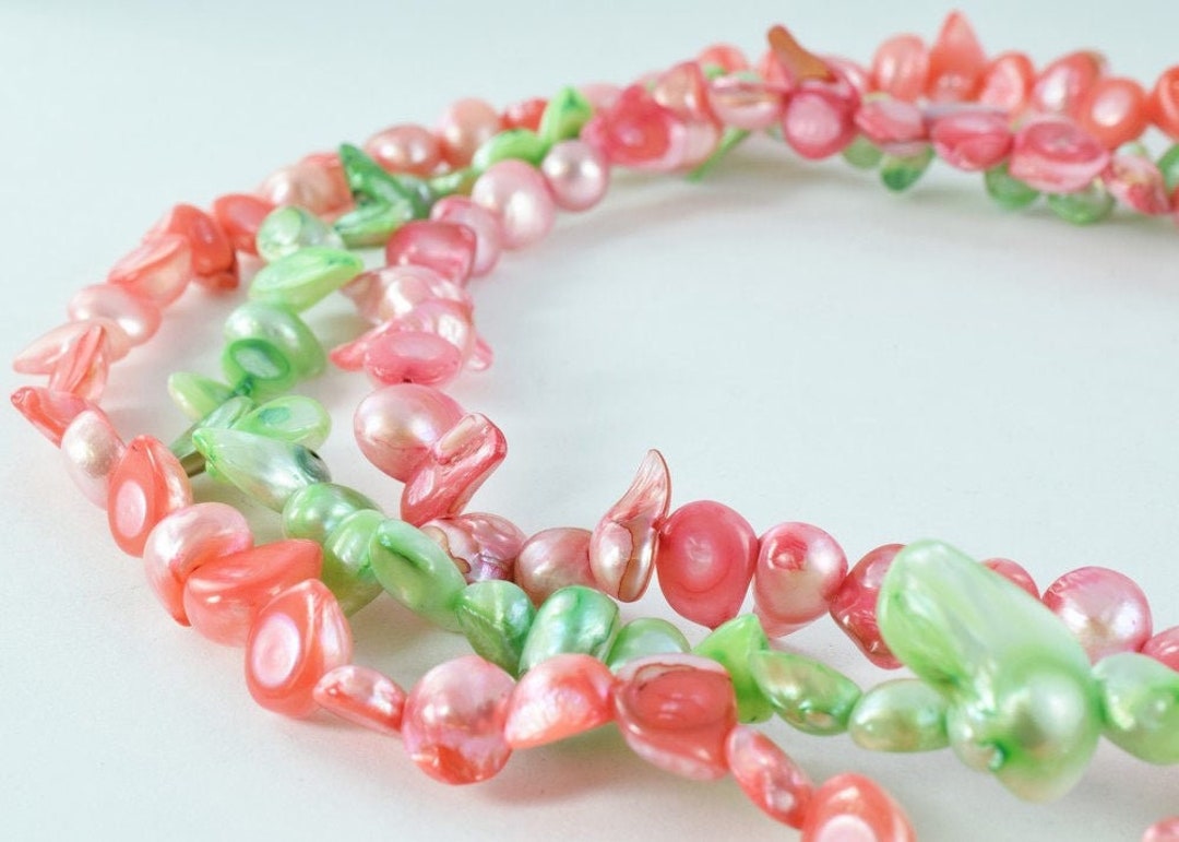 Mixed Size Fragmented Dyed Shell Beads 15.5 Strand Shell Bead, Shell ...