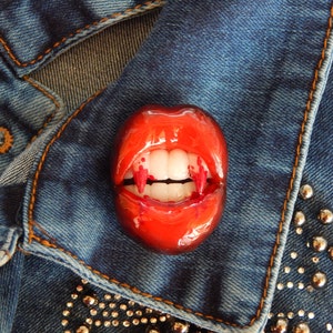 Vampire's Lips Pin Horror Accessory Halloween Jewelry Sexy Lips With ...