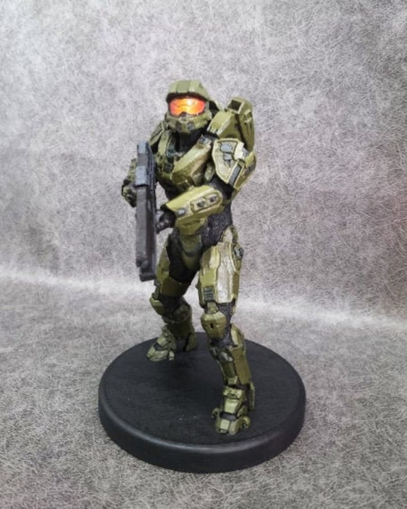 Master Chief sculpture Halo figure Halo miniature Master | Etsy