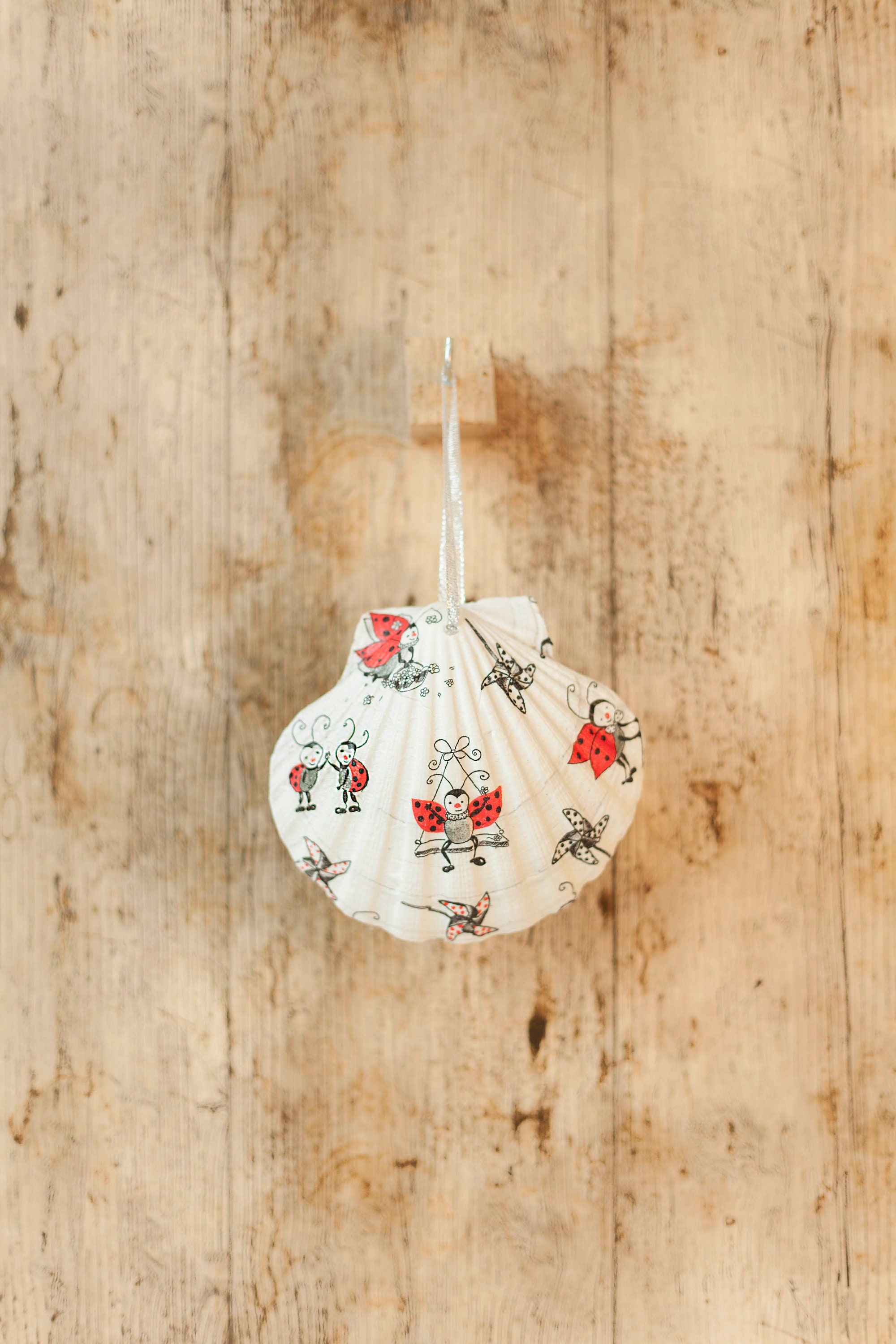 Hanging Ladybird Decoration on a Giant Scallop Shell by - Etsy