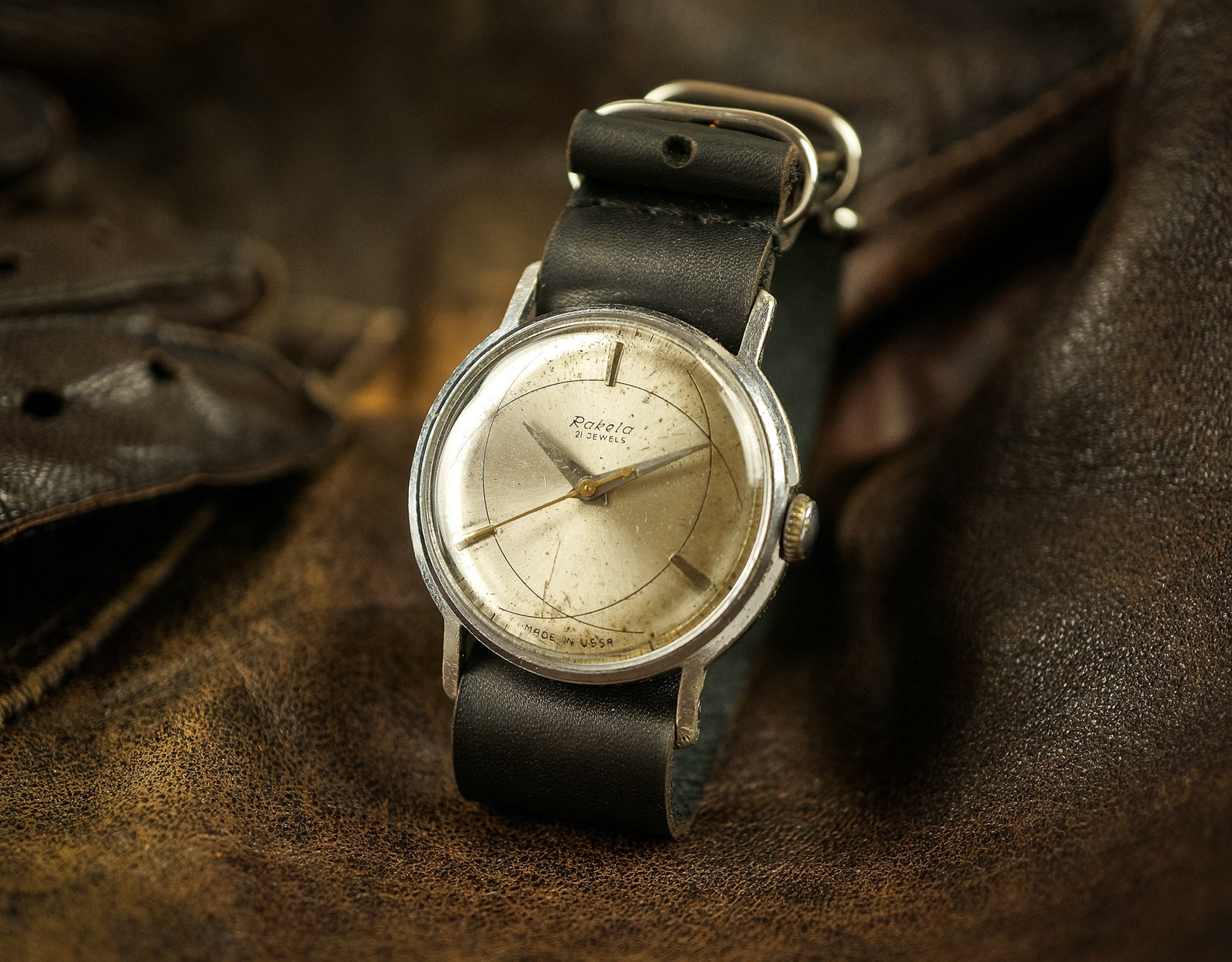 Soviet watch RAKETA '' Atom vintage watch | Etsy