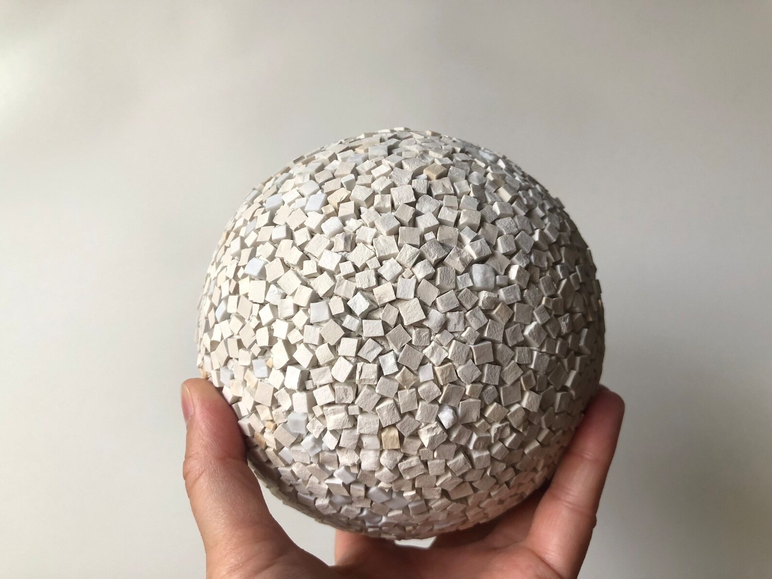 Broken China Mosaic Decorative Gazing Ball, Sphere, Globe. Crockery ...