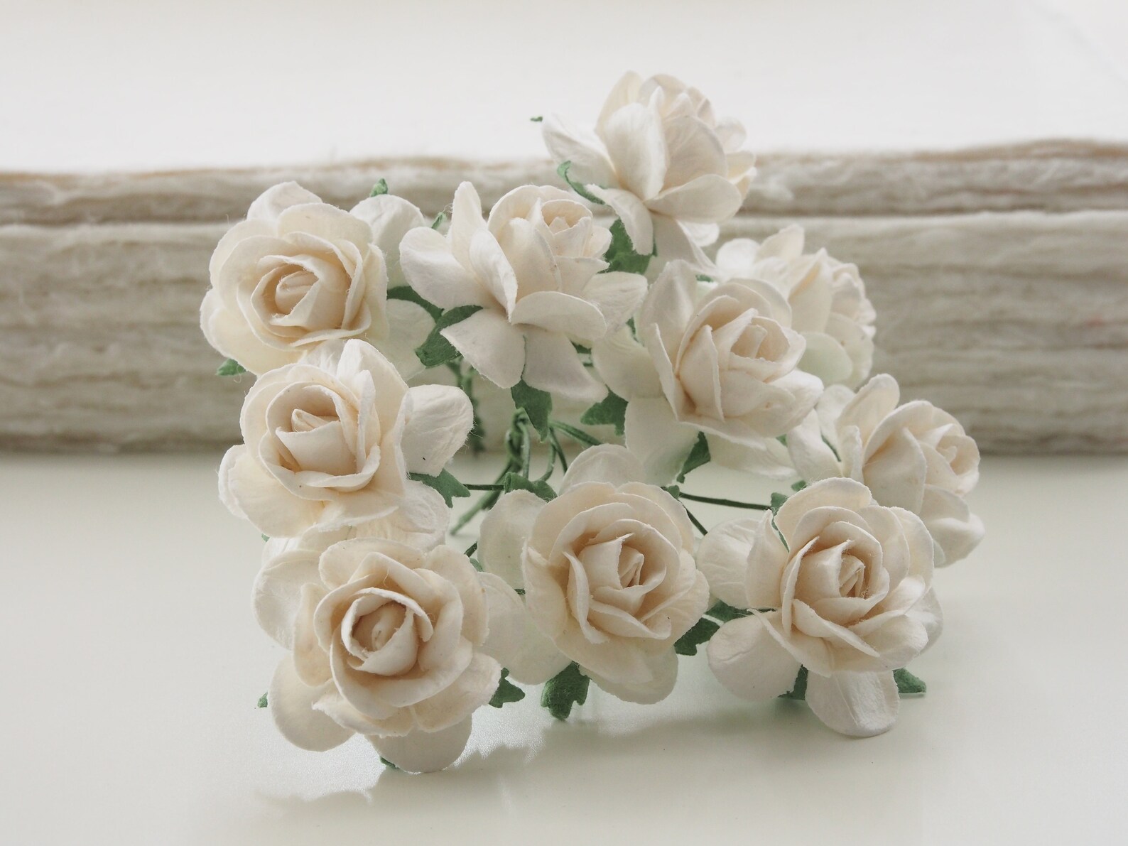 28 Mm. Roses Mulberry Paper White Color Wedding Baby Shower Paper ...