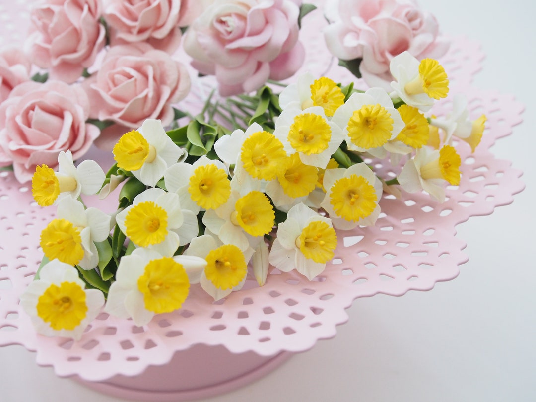 Small Clay Daffodil Bouquet - 12 Stems - 4" Inches | Hand Painted ...