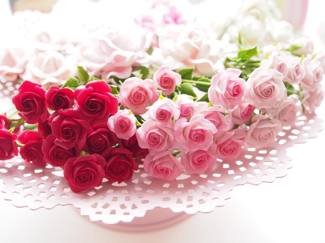 Mini Clay Roses Bouquet - 4 Stems | Hand Painted | Handmade Dolls House ...