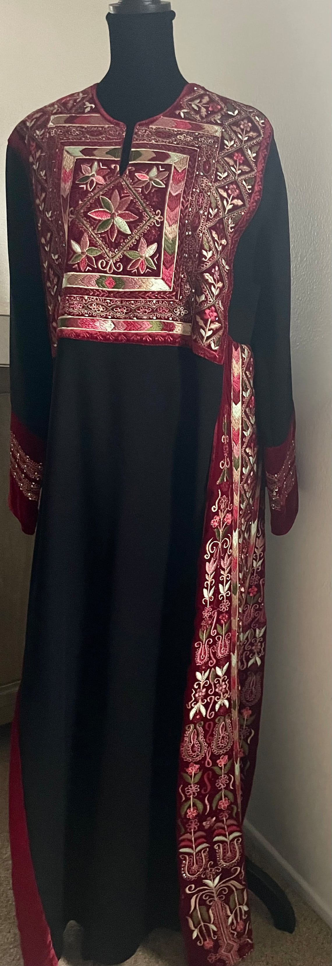 Handmade Palestinian/ Jordanian Thobe - Etsy