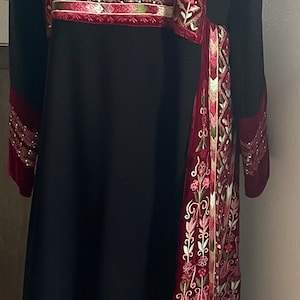 Handmade Palestinian/ Jordanian Thobe - Etsy
