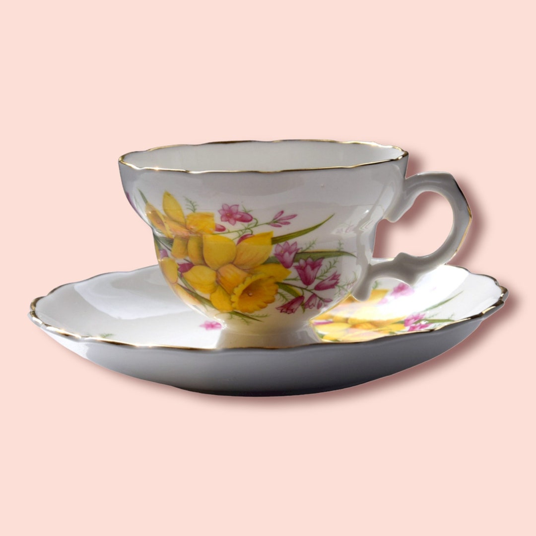Rare Clare Bone China Yellow Daffodil Tea Cup, Floral Modern Porcelain ...