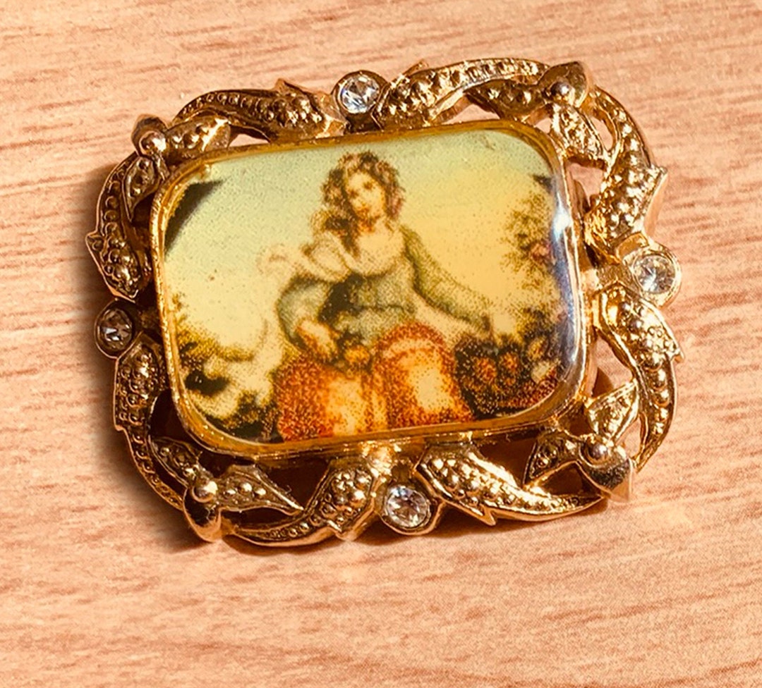 Vintage Victorian Style Cameo Photo Brooch Pin in Gold for Sweater ...