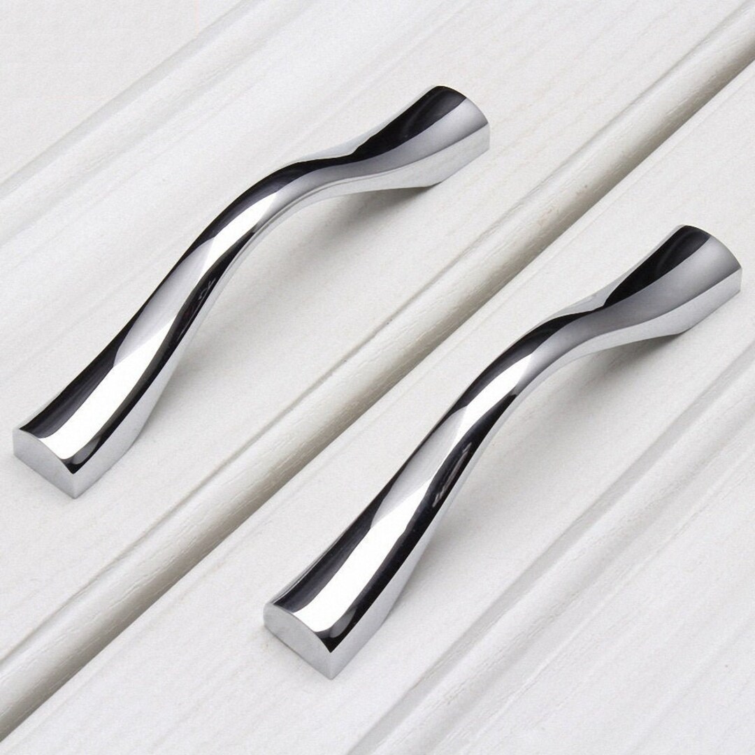 Bright Silver Handles Pulls Cupboard Knobs Dresser Drawer Pulls Handles ...