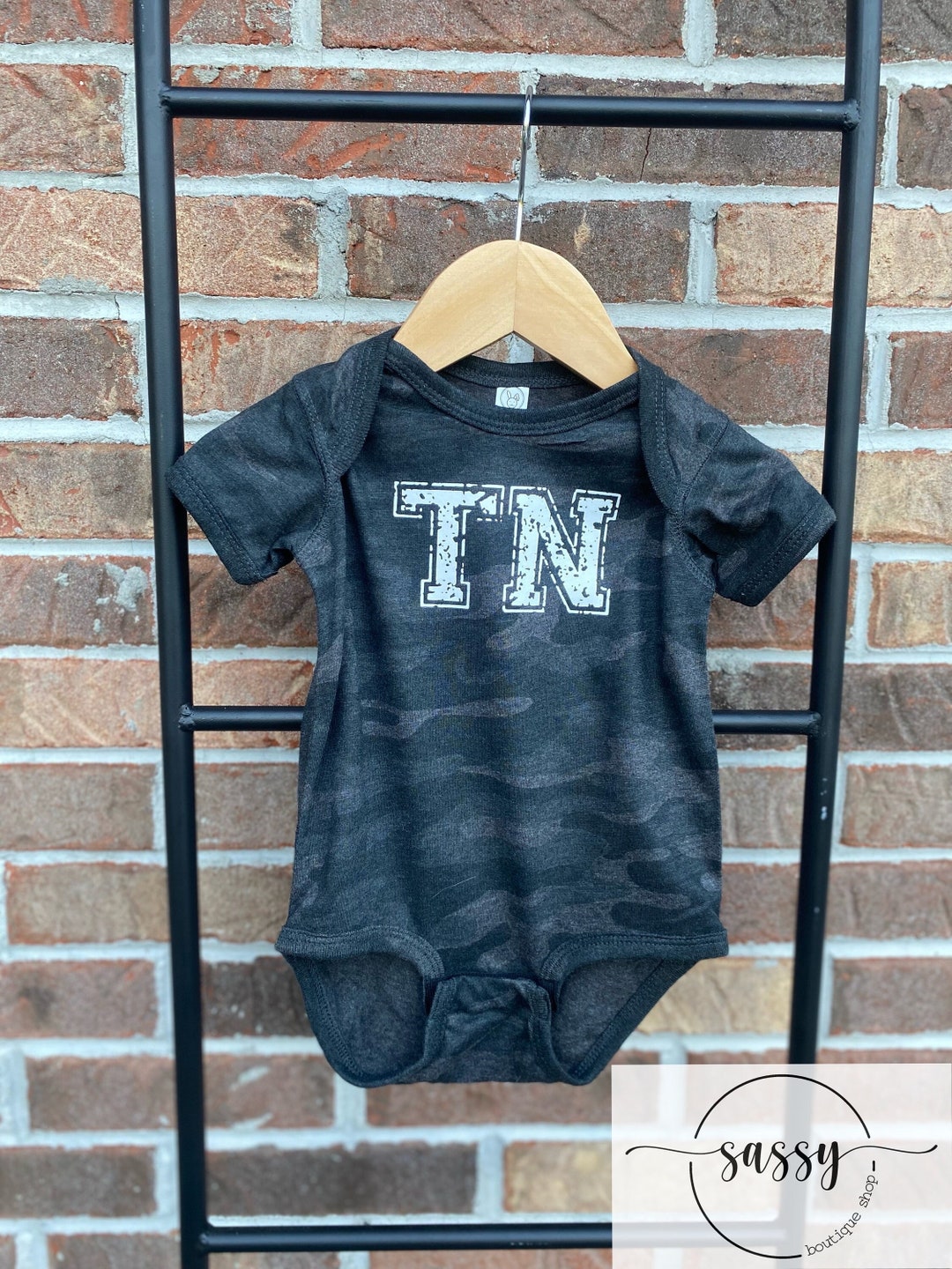 Tennessee Baby Tennessee Vintage Camo Distressed TN Baby Body Suit - Etsy