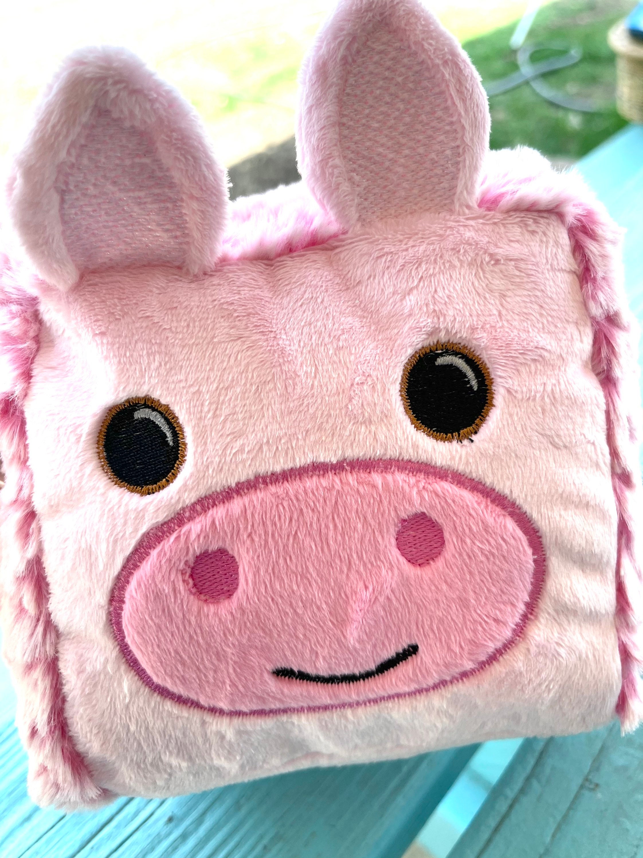 Piggy Face Quiet Block Embroidery and Sewing Pattern | Etsy