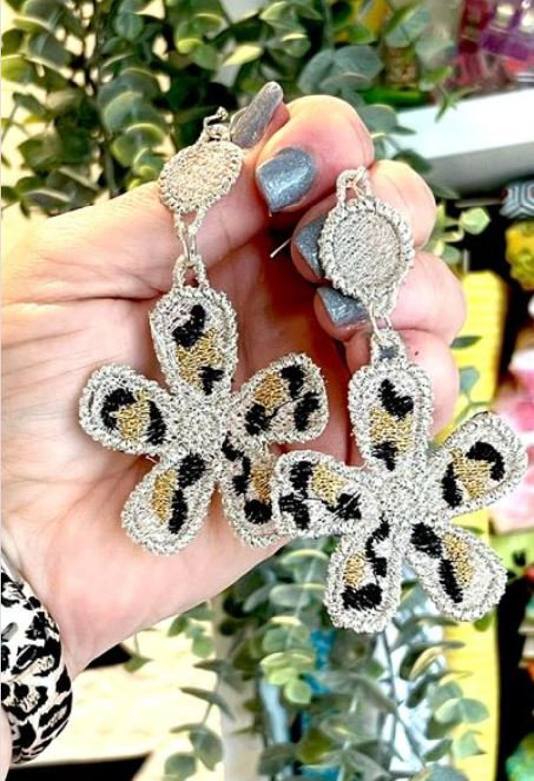 FSL Leopard Print Big Daisy Dangles Earrings - in the Hoop Freestanding ...