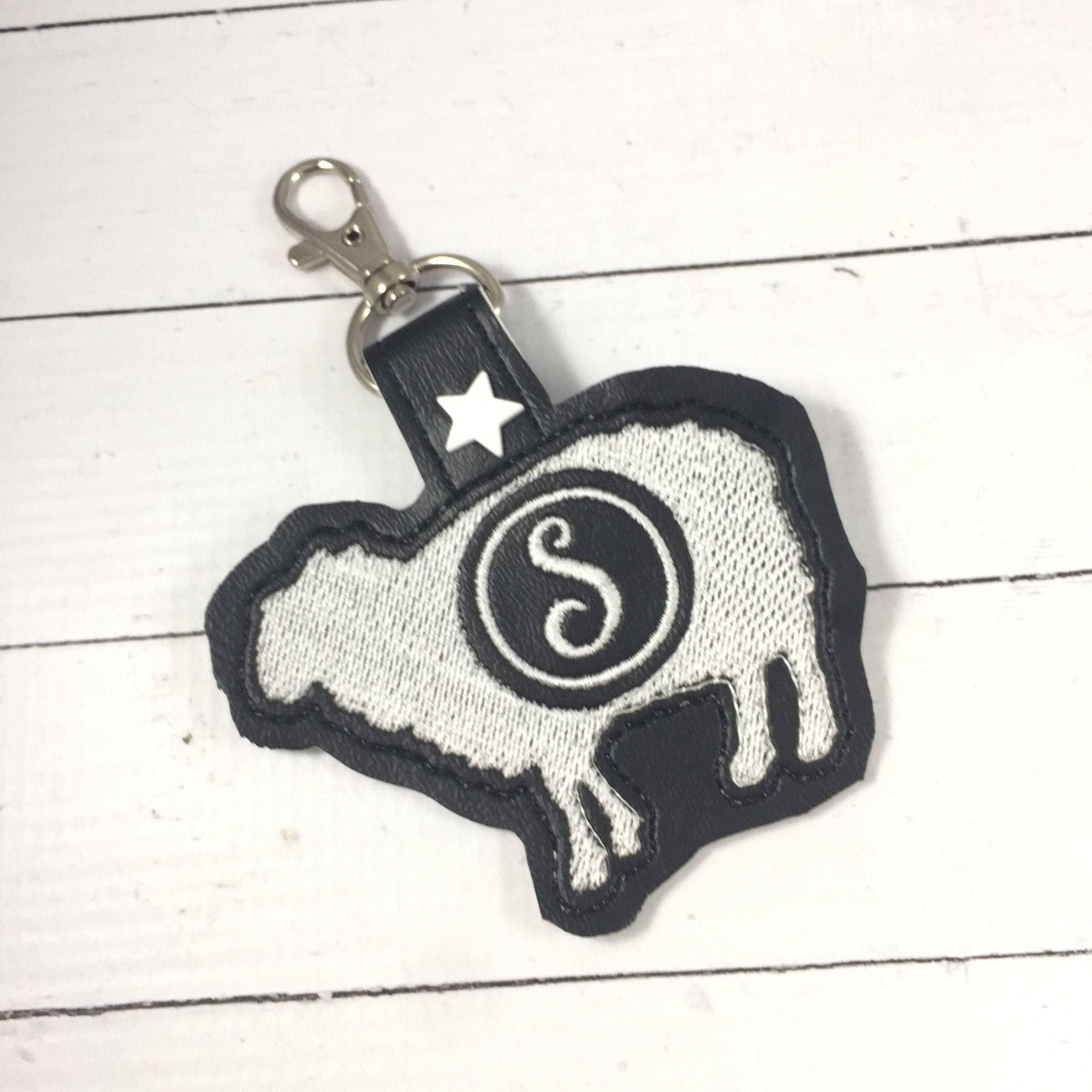 Monogram BLANK Sheep tag snap tab for 4x4 hoops-BBED-Add your | Etsy