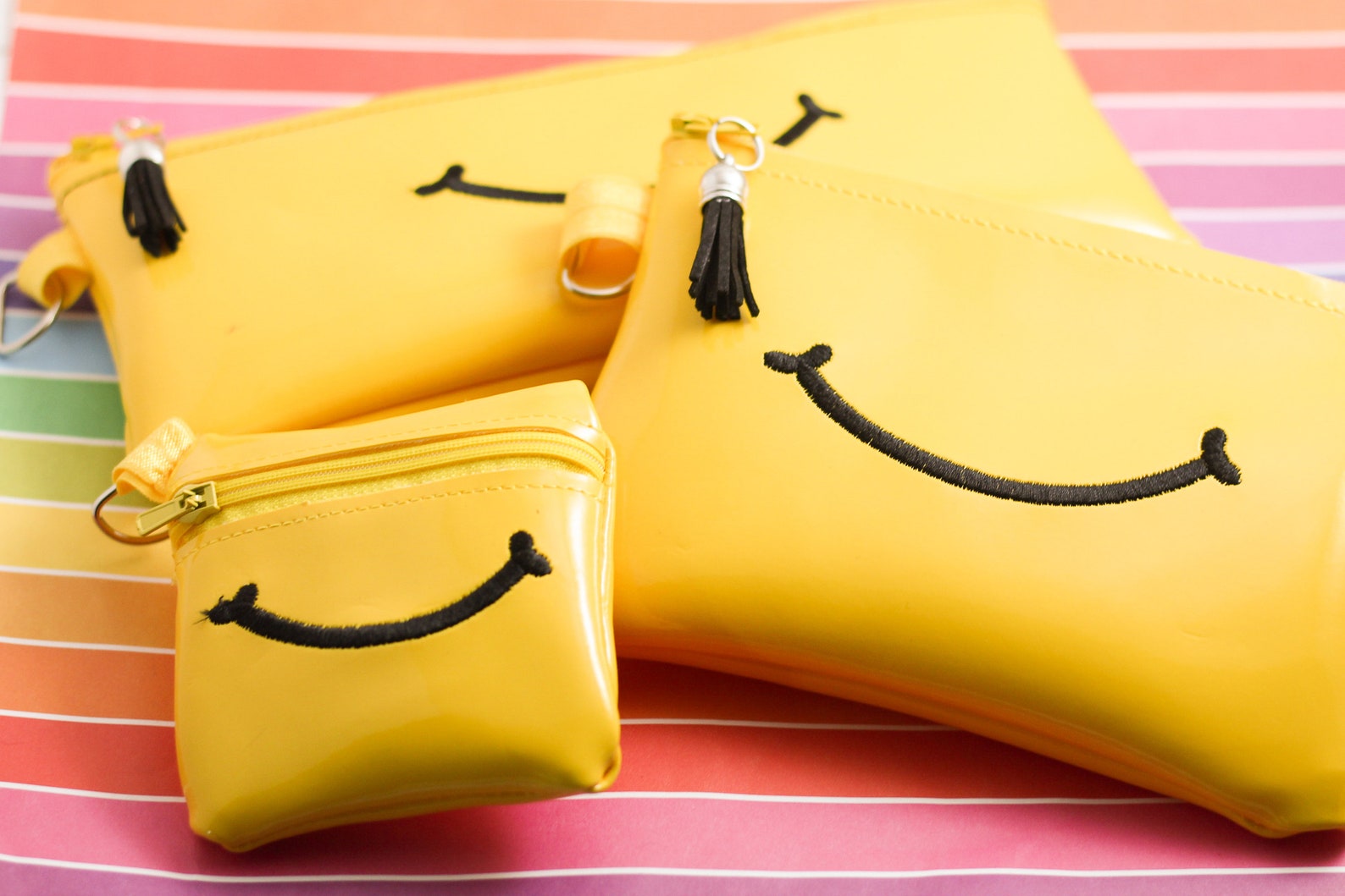 Smile Zipper Pouch Set: 4x4, 5x7, 6x10 Embroidery Design (digital ...