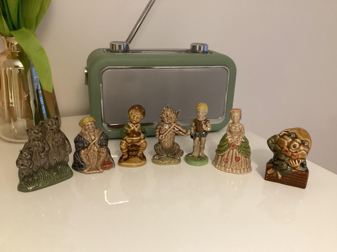 Highly Collectible Seven Piece Collection Wade Storybook Figures - Etsy