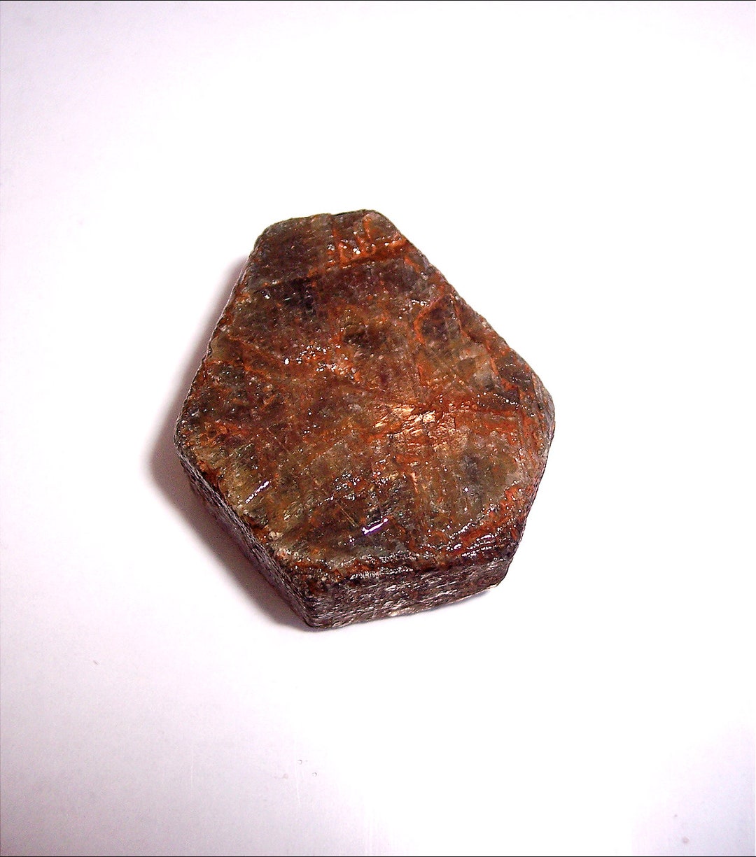 LARGE 1.47 Oz. 207.5 Ct. Rough Hexagonal Ruby Crystal - Etsy UK