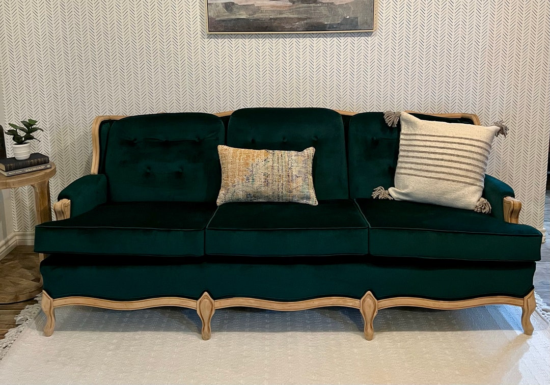 Fully Restored Vintage Early American Couch - Etsy