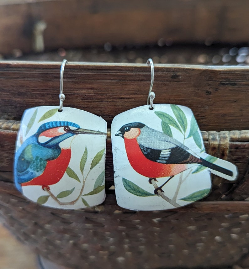 Upcycled Vintage Tin Bird Earrings - Etsy